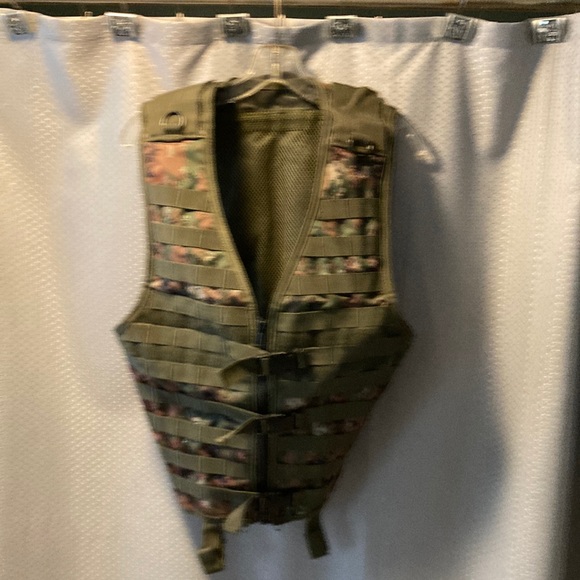 Other | Camouflage Tactical Vest | Poshmark